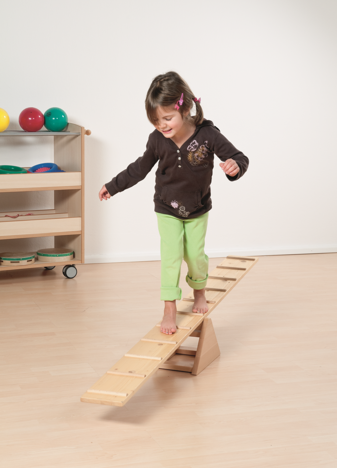 Równoważnia. Dusyma Gmbh. - Polskie Centrum Montessori - Sklep